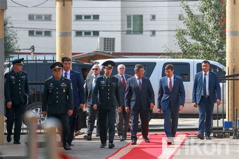 АНУ ын Батлан хамгаалахын сайд Марк Эспер манай улсад айлчиллаа