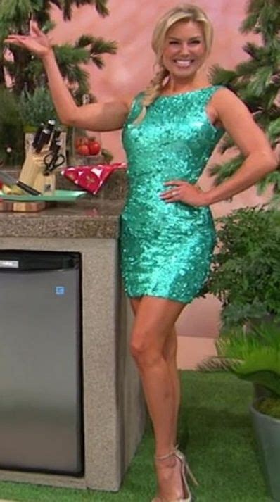 Pin By Mohammed Hausil On Legs Elegant Dresses Classy Rachel