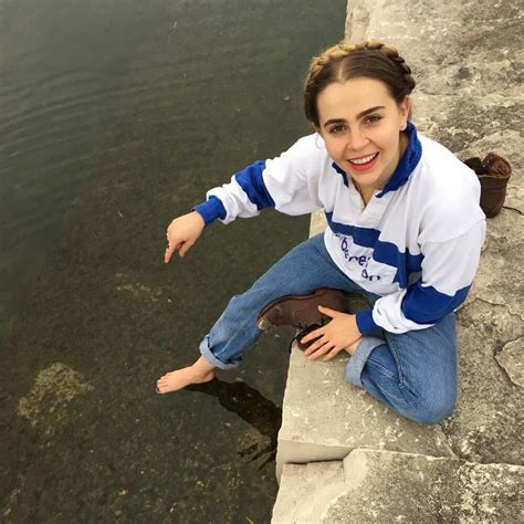 Mae Whitman Feet