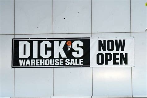 Dicks Sporting Goods Opens Warehouse Sale Store In Crossgates