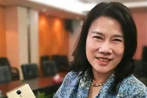 格力究竟是被谁“绑架”？董明珠的回答是空调！手机董大姐雷军