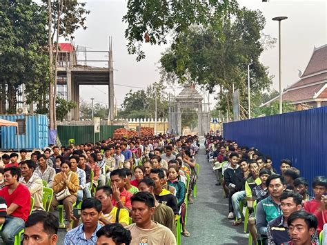 ព្រះធម្មវនវាសី ចន្ទមុនី ព្រះសង្ឃាធិបតិវត្តចន្ទប្បជោត្តនារាម វត្តតាសុត ព្រះធម្មវនវាសី