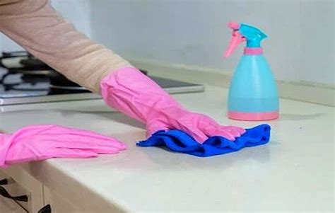 Create A Shiny Granite Spray At Home Easy Diy Guide Selma Magazine