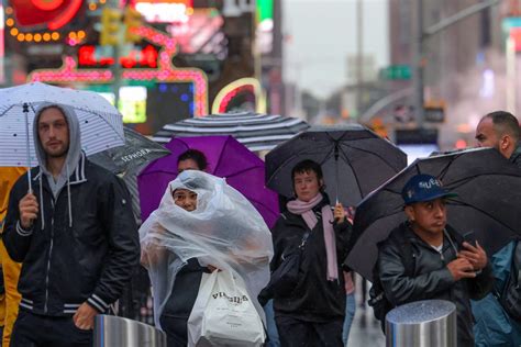In Pictures New York City Flooded As Remnants Of Tropical Storm
