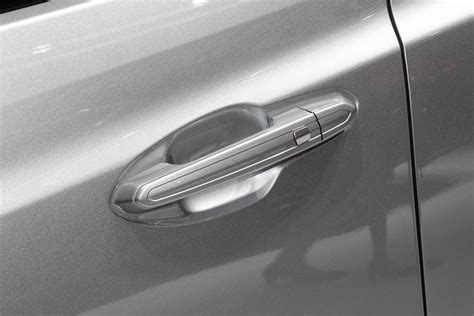 【凯迪拉克xt5轻混 2 0t 四驱尊贵型黑钻版图片 汽车图片大全】 易车