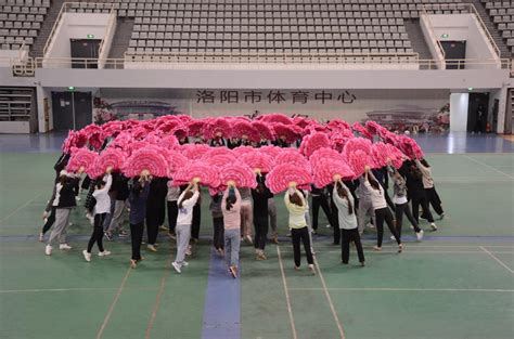 我院师生积极参加洛阳牡丹文化开幕式演出排练 音乐学院
