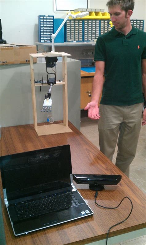 Senior Design Robotic Arm With Kinect Interface Detailed Report