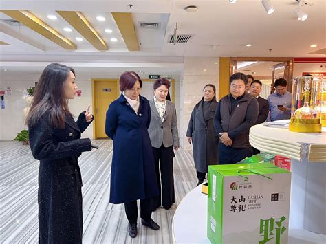 陕西省新生代企业家联合会会长，易点天下董事长邹小武接待全国工商联副主席汪鸿雁调研指导 知乎