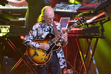 Steve Howe Yes Guitarist Says Relayer Is Going To Be Pretty Amazing Northern Life