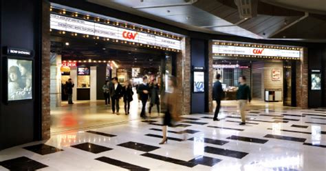 영화 선택시 스토리 가장 고려 드라마 액션 장르 선호