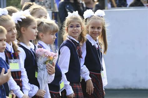 «Не должны для школьников делать цены аналогичные взрослой одежде Кочанова заявила что на