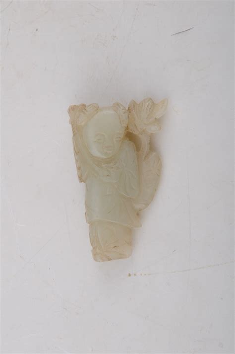 清圆雕白玉荷仙 玉石器 赣州市博物馆官方网站｜national Museum Of Ganzhou 2020年12月21日，赣州市博物馆被评定