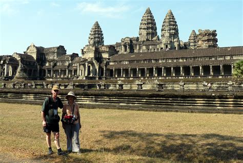 무료 이미지 앙코르 와트 캄보디아 역사적 장소 고고학 유적지 신전 관광 여행 고대 역사 예배 장소 유네스코 세계 문화 유산 힌두교 사원 관광 명소