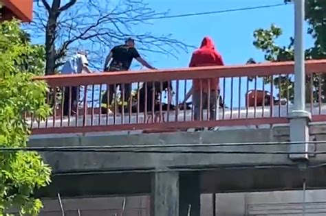 15 Year Old Boy Dead In Train Surfing Incident In Nyc Cops New York Post