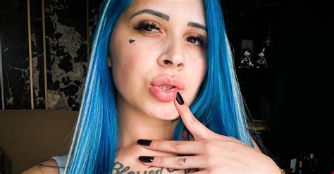 Influencer Brasileira Famosa Por “ensinar” Seguidores A Ficarem