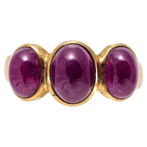 14k Yellow Gold Three Stone Bezel Set Ruby Cabchon Ring For Sale At 1stdibs