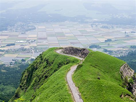 ブラタモリ 熊本 阿蘇 大観峰阿蘇は世界一の お役立ち 火山 阿蘇五岳を一度に望むことができる絶好のビュースポットは2019 6