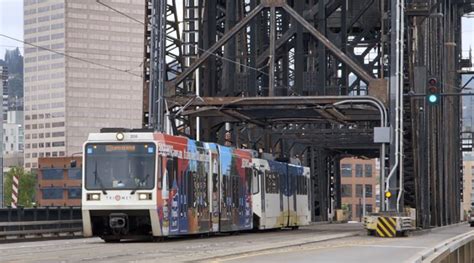 Trimet Advances Steel Bridge Light Rail Work Railroad News