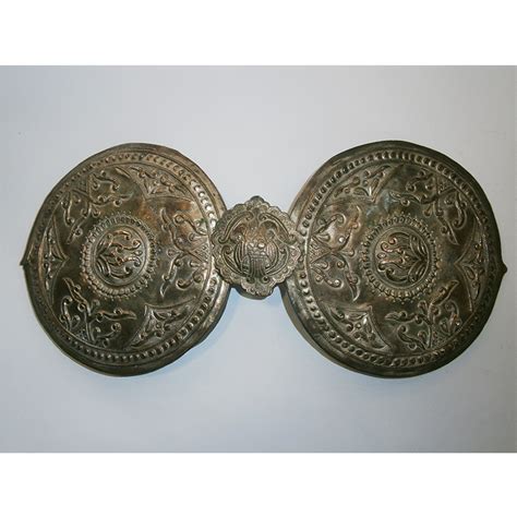 Сребърни пафти АРТ ГАЛЕРИЯ и АНТИКВАРИАТ Велев изкупуват КАРТИНИ и антикварни предмети