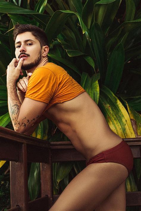 Twitter Gays Page Lpsg