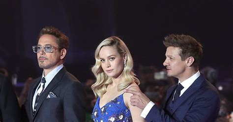 [포토s] 로버트 다우니 주니어 브리 라슨 제레미 레너 어벤져스