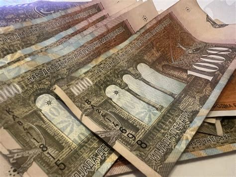 УЈП ОБЈАВИ НОВА ЛИСТА СО ИМИЊА НА ФИРМИ И ЛУЃЕ КОИ ДОЛЖАТ ДАНОК Сите заедно должат над 8