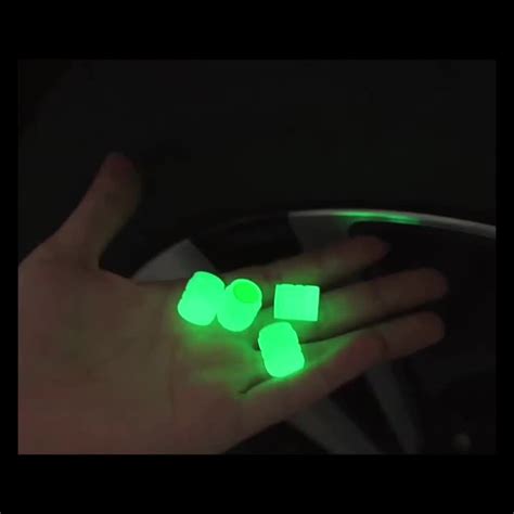 4ชิ้นส่องสว่างรถยนต์วาล์ว C Aps เรืองแสงกลางคืนเรืองแสงรถยนต์รถ