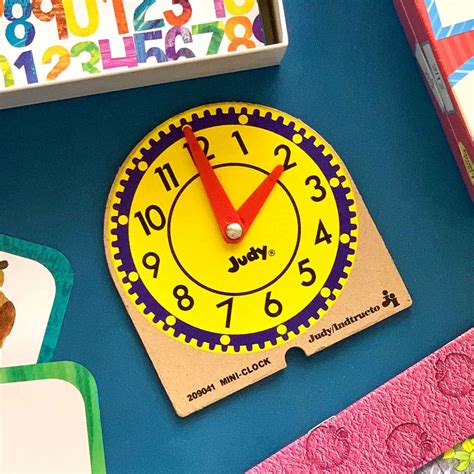 Original Judy Clocks Class Set Beckers School Supplies