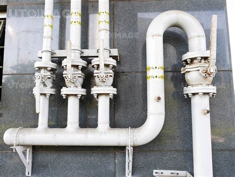 유토이미지 건물의 가스 배관