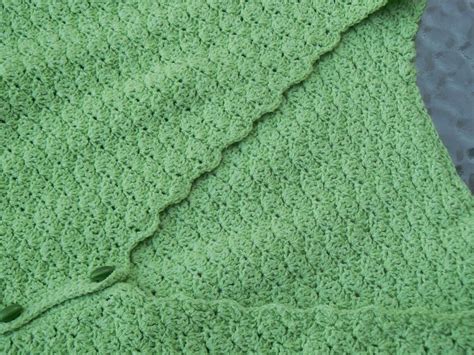 Korálky Dnů Háčkovaná Halenka Ze Světle Zelené Poly