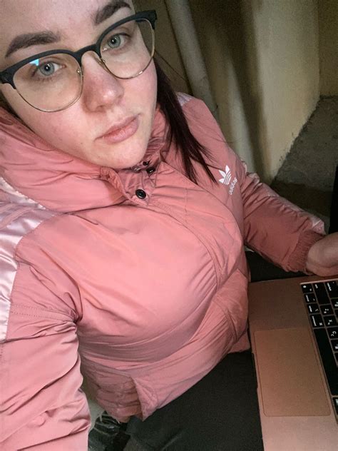 Добавлю в резюме новую строчку успешно делаю офферы в подвале и