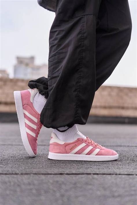 Adidas Gazelle Pink — ціна 1750 грн у каталозі Кросівки Купити жіночі речі за доступною ціною на