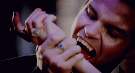 Vampire Elena Gilbert 