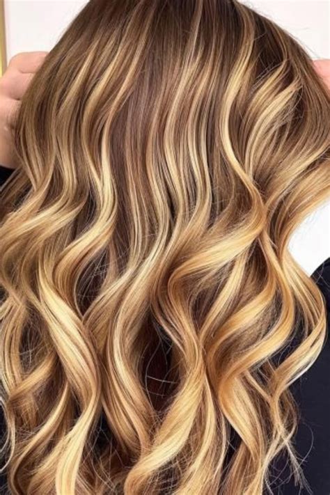 Everyones Obsessed With These 25 Undone Blonde Hairstyles Honey