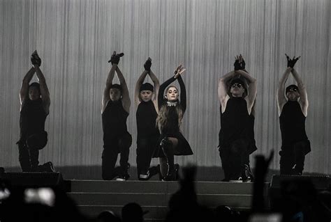 Dangerous Woman Tour Wallpapers Top Free Dangerous Woman Tour