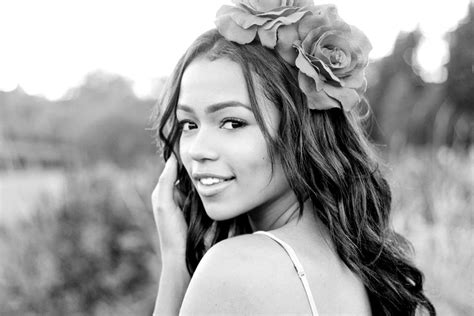 Taylor Russell Nue Photos Biographie News De Stars Les Stars Nues