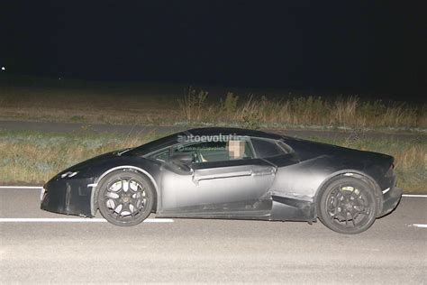 2015 Lamborghini Cabrera V10 Supercar Spied At Night Autoevolution