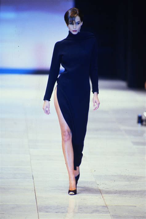 Christy Turlington Atelier Versace Couture Runway Ss 1990 90s
