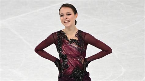 Олимпиада 2022 фигурное катание расписание соревнований женщин кто выступит у России