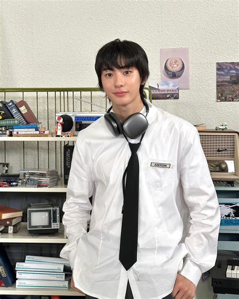 李灿荣 高清图片，堆糖，美图壁纸兴趣社区