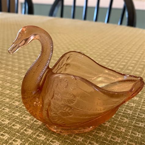 Fenton Art Vintage Fenton Pink Glass Swan Trinket Dish Poshmark