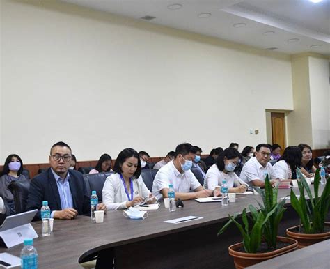 ЭМЯ Эрүүл мэндийн салбарын санхүүжилтийн шинэчлэлийн үр дүнд эрүүл мэндийн ажиллагсдын нийгмийн