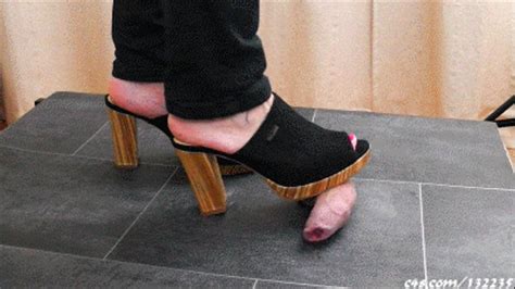 Shoejob With Open Toe Clogs Lady Sirodo Clips4sale