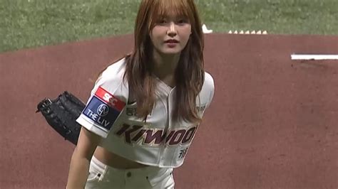 키움 2024426 시구 배우 남보라 Tving