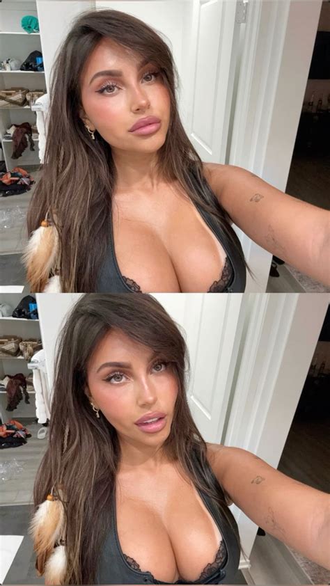 Claudia Tihan Cute Couple Halloween Costumes Beauty Must Haves Boob Job