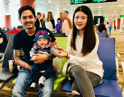 ညွန့်ညွန့် အထည်ဆိုင် 🌸သရဖူတံဆိပ် အိုင်စီ၁ကွင်းဈေး 6000 Ks 🌸instock Facebook