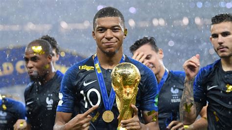 ¿a Los Cuántos Años Mbappé Ganó El Mundial Edad De Kylian Cuando Obtuvo Su Primera Copa Del Mundo