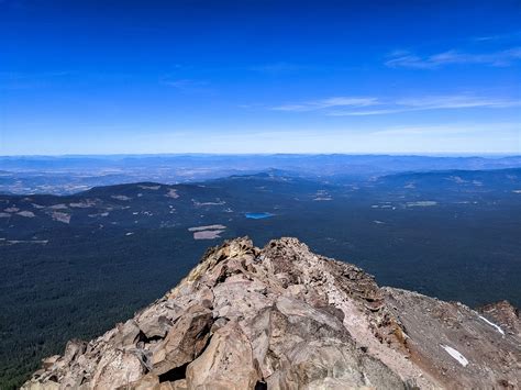 Hiking Oregon Summiting Mt Mcloughlin