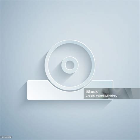 회색 배경에 격리 된 이비인후과 머리 반사판 아이콘을 잘라 종이 환자의 귀 인후 및 코를 검사하기위한 장비 종이 아트 스타일 벡터 3차원 형태에 대한 스톡 벡터 아트 및