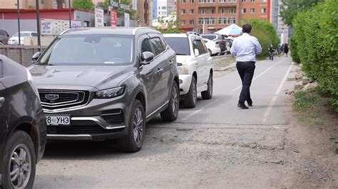 Нийслэлд явган хүний замыг шинэчлэх ажлыг иж бүрнээр эхлүүлжээ